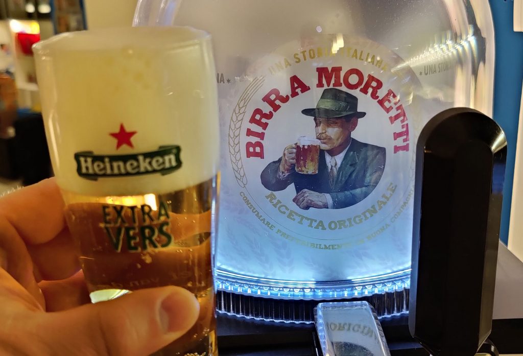 Review: Birra Moretti Ricetta Originale van de Heineken Blade – Just ...