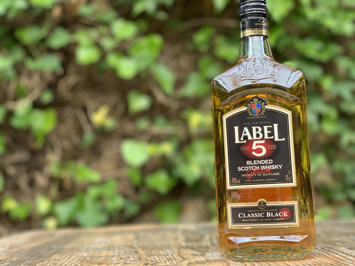 Review: LABEL 5 Classic Black (Whisky) – Just for Koks.nl