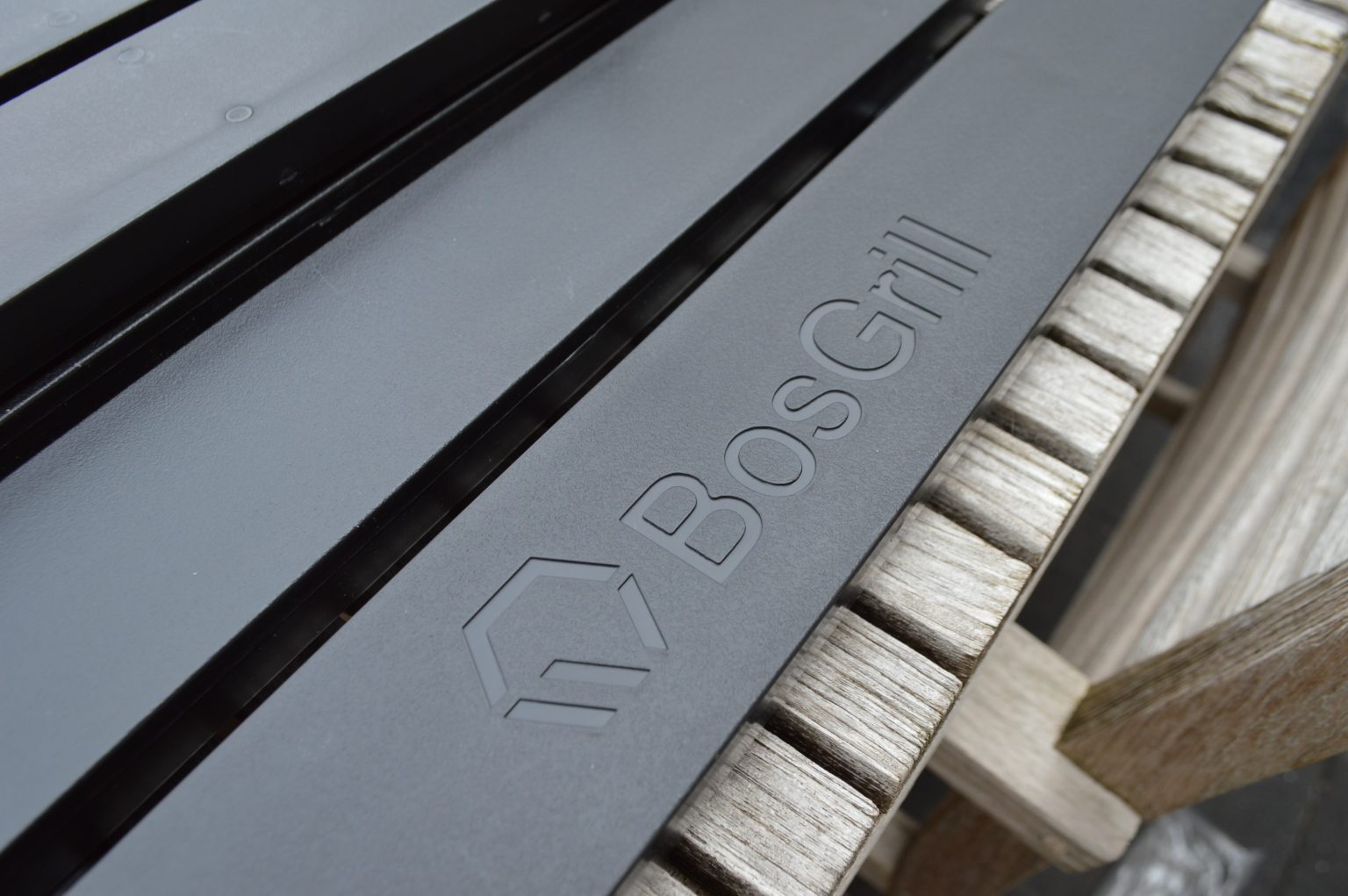 Review: De Nieuwe 21″Kamado van BosGrill – Just for Koks.nl